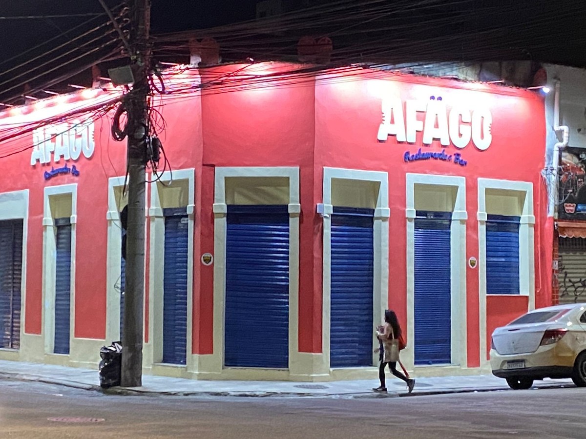 Afago: Fachada de bar em frente a cemitério famoso no Rio chama atenção ...