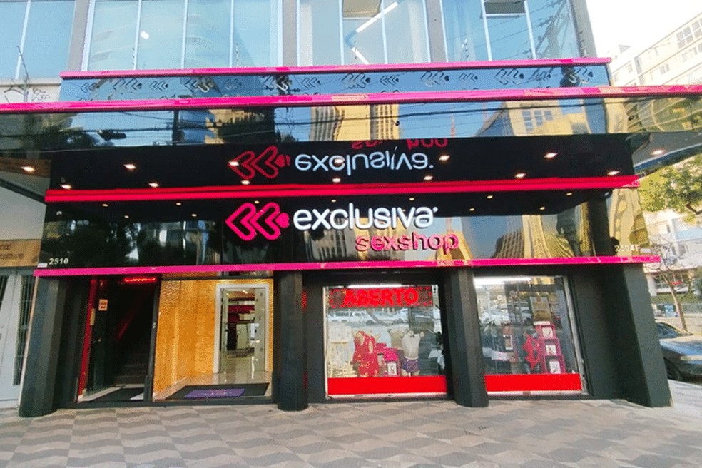 Ela abriu um sex shop nos anos 90 e hoje tem rede com 26 lojas — que ...