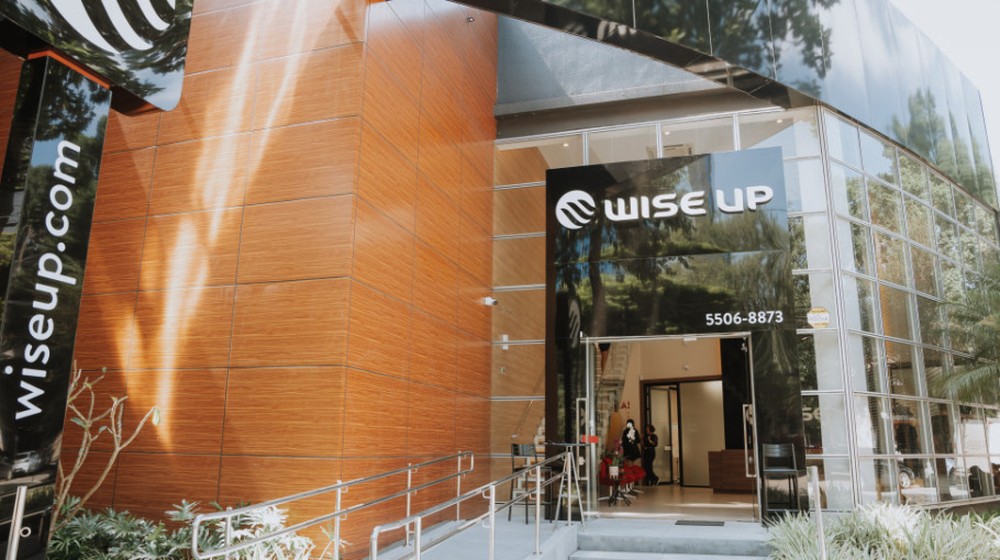 Após quatro anos focada em ensino à distância, Wise Up retoma expansão de unidades físicas ...