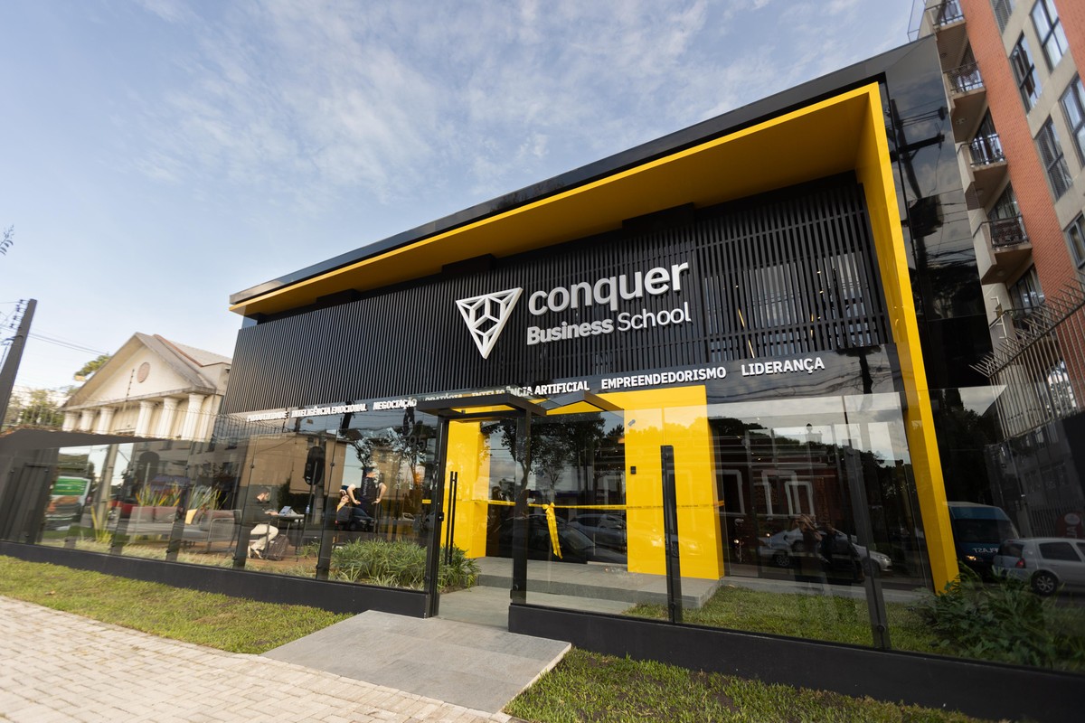 Com mais de 400 alunos matriculados, Conquer inaugura unidade flagship em Curitiba e planeja ...