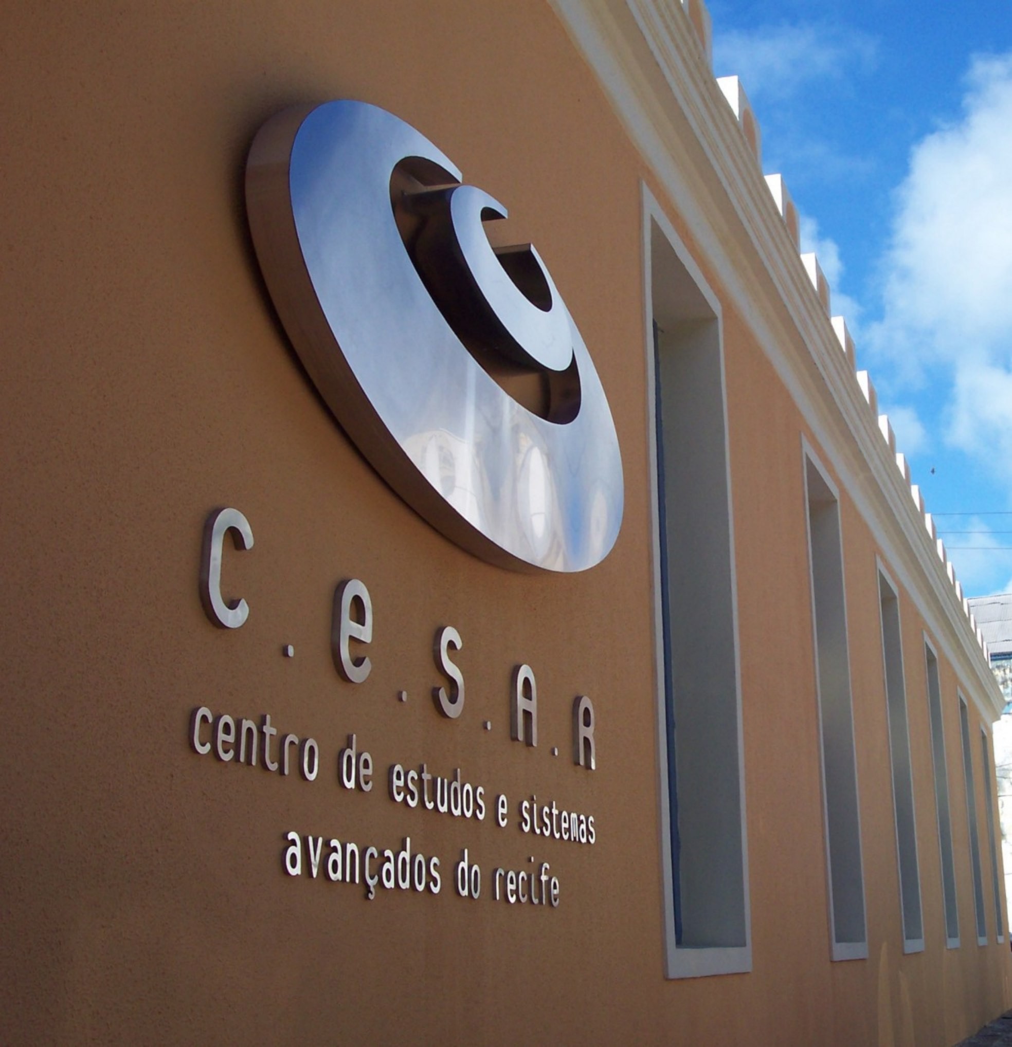 CESAR vai investir R$ 1,6 milhão em iniciativas voltadas à IA generativa
