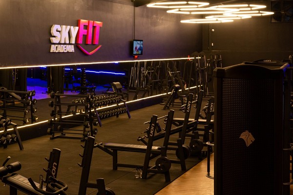 Como Lucas Lucco lidera uma franquia de academias low cost que fatura R ...