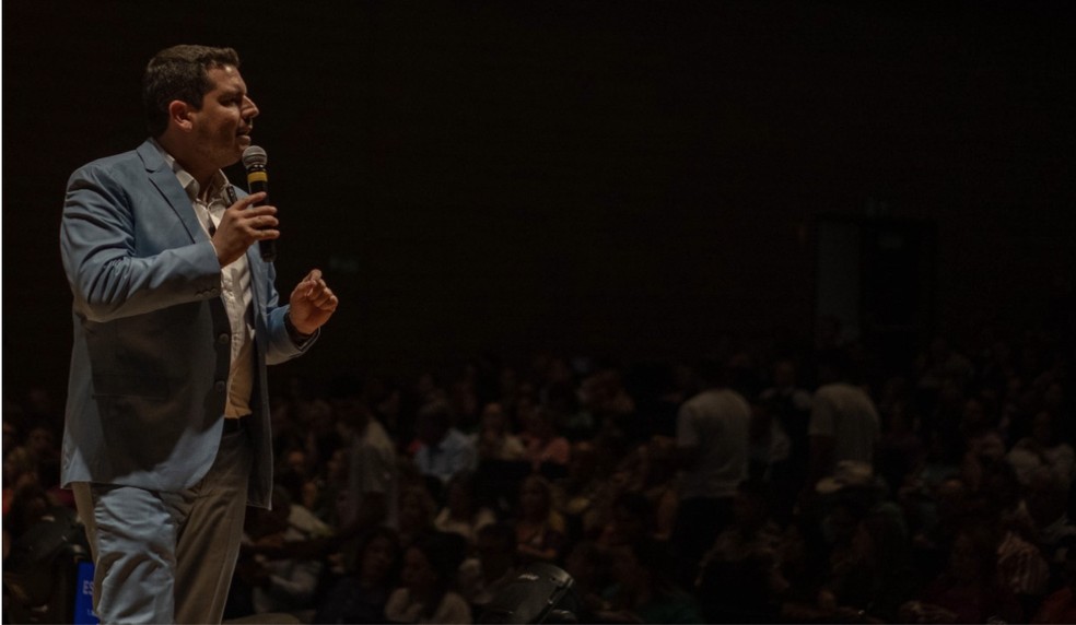 Felipe Rivello se destaca em capacitação e treinamento para servidores ...