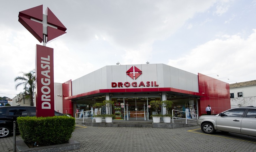 Raia Drogasil investe R$ 750 mil em projeto de saúde mental | Negócios ...
