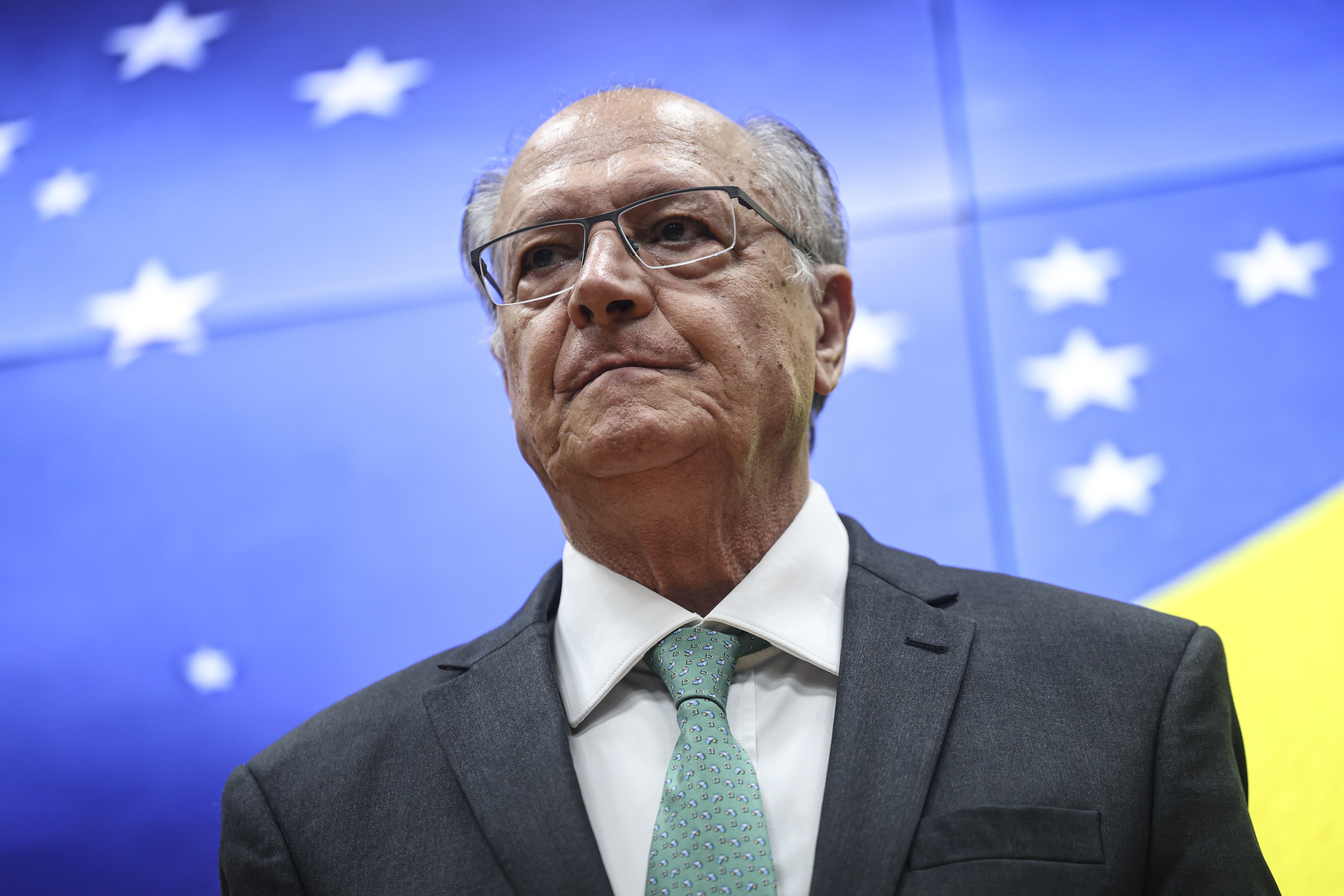 Governo recebe 'com indignação e entende ser muito injusta' proposta de ...