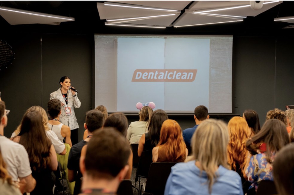 Dentalclean realiza encontro especial no escritório da Disney e leva a ...