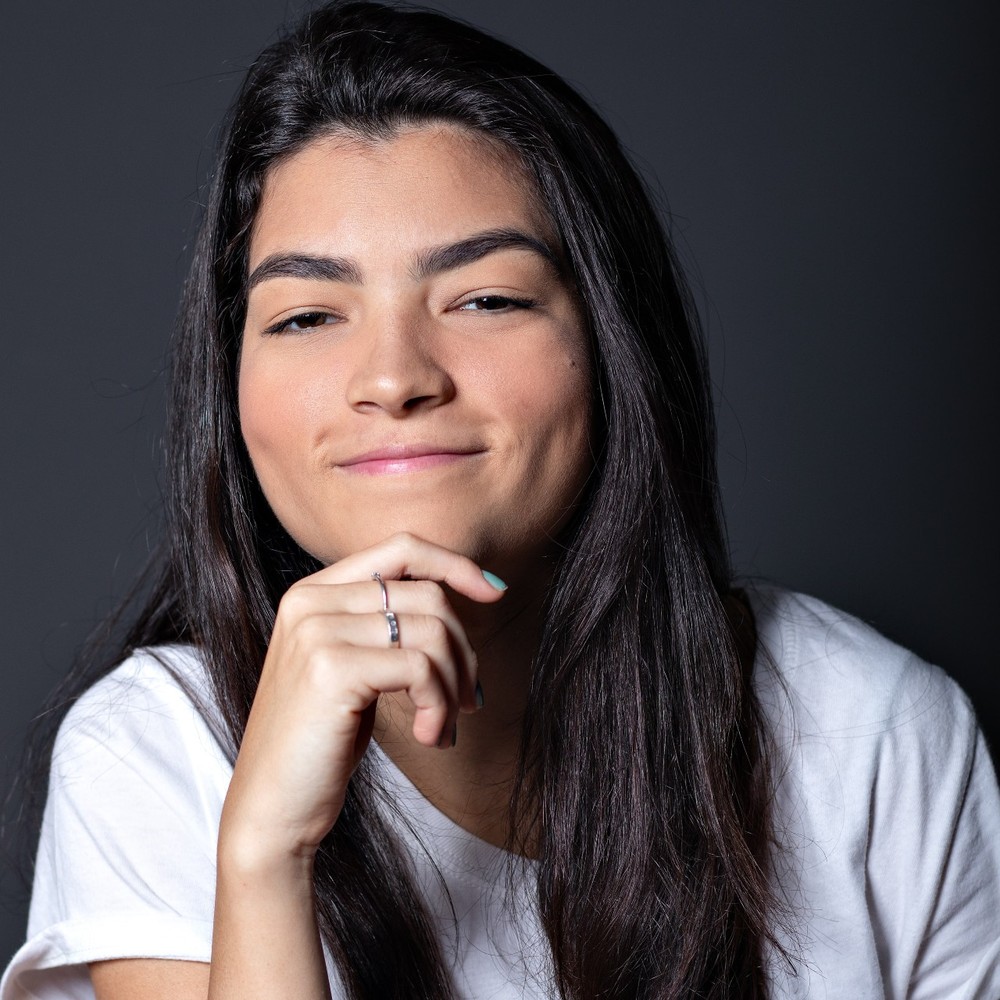 Lara Santana: conheça a jovem atriz que atrai seguidores e marcas com ...