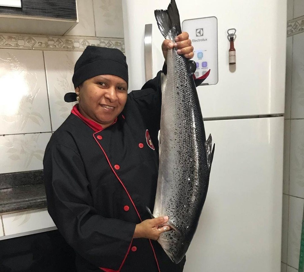 Empreendedora carioca cria panetone de sushi, viraliza e recebe mais de ...