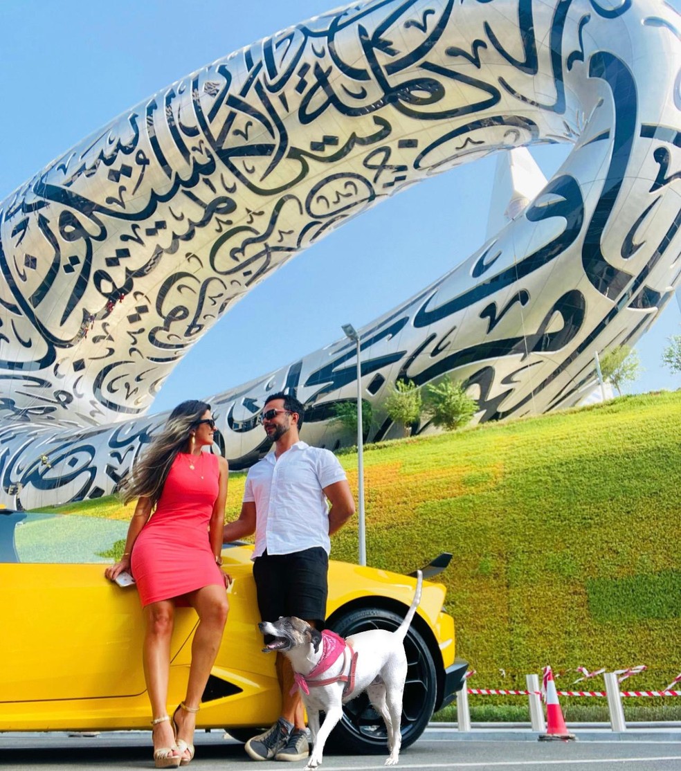 Casal de brasileiros gera receita de mais de R$ 2 milhões no instagram com dicas sobre Dubai ...