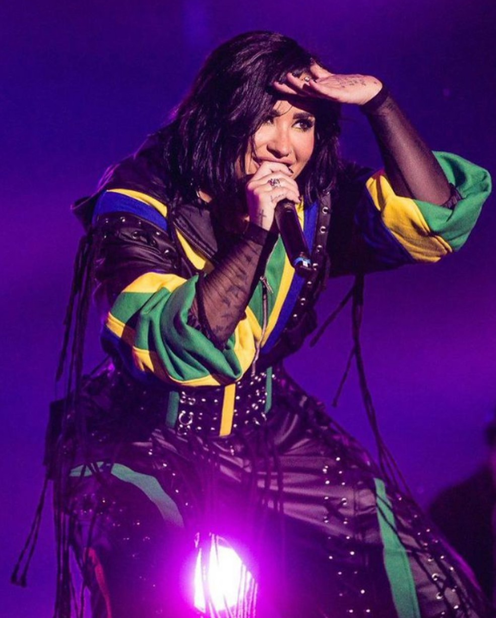 Conheça Mayari Jubini, estilista brasileira que vestiu Demi Lovato no ...